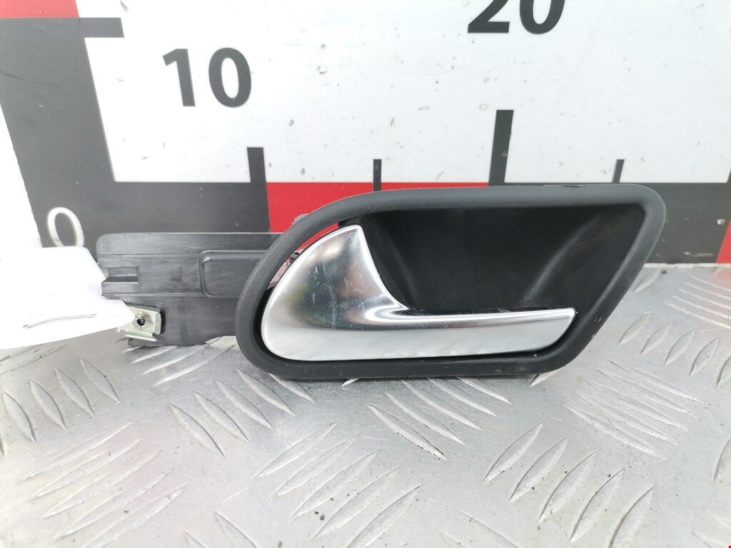 Ручка двери внутренняя передняя левая Volkswagen Golf 5 1K1837113E арт. 1802926