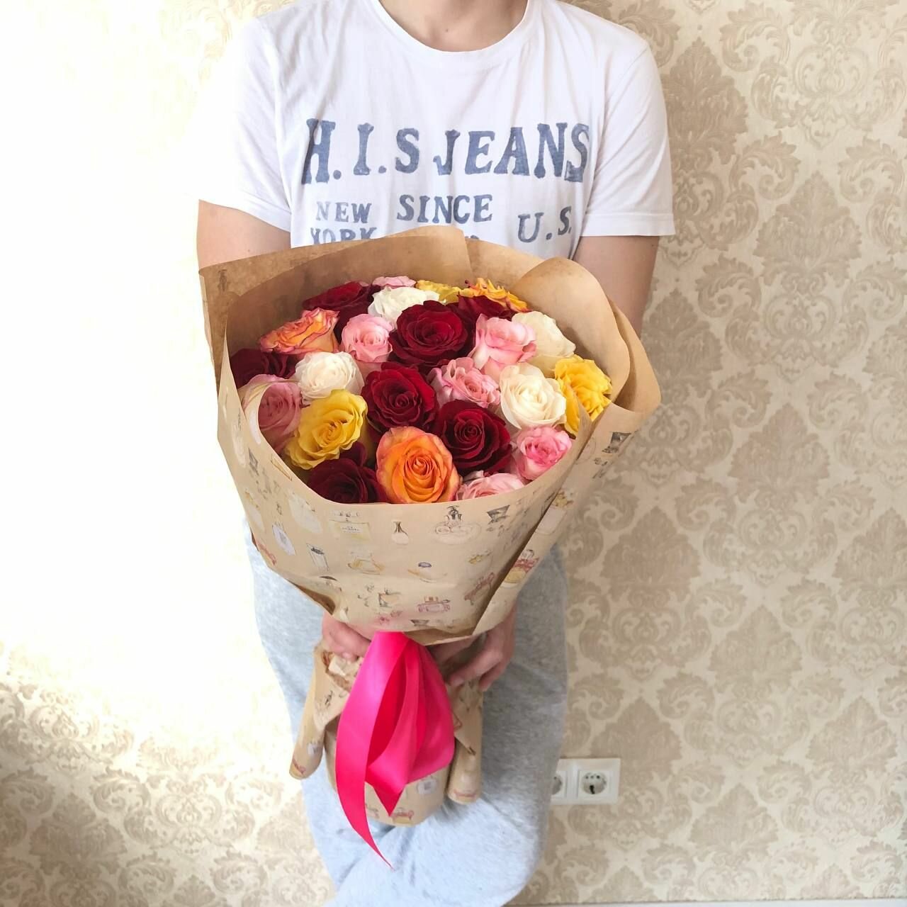 Розы микс 25шт Эквадор / Букет