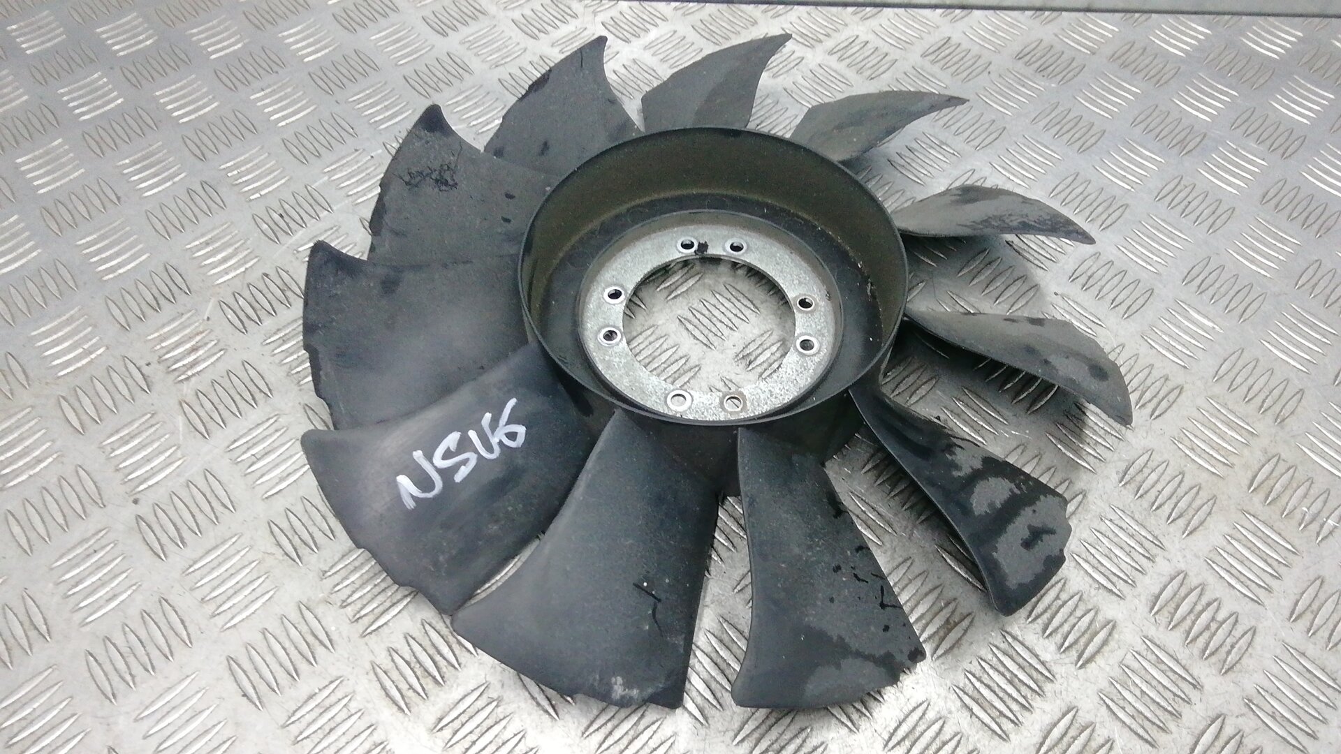 Крыльчатка вискомуфты дизельная IVECO DAILY 4