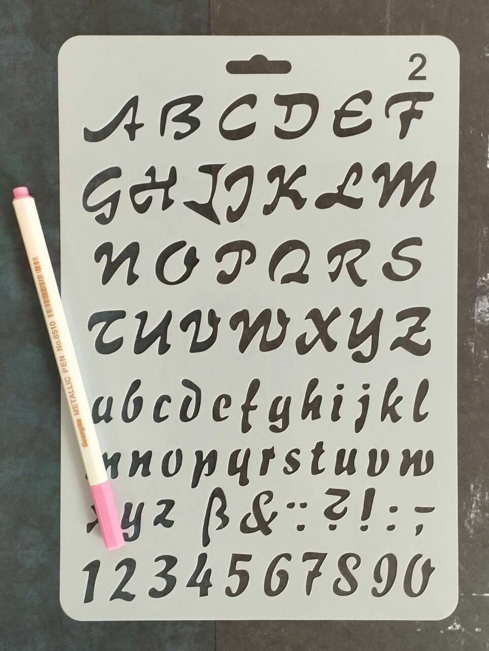 Трафарет Алфавит Английский с цифрами и знаками, 25 х 17,5 см. Подарочный набор