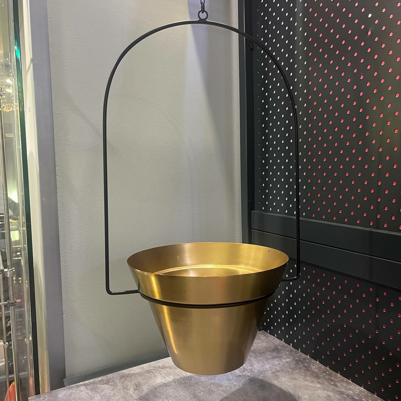 Подвесное кашпо "Арка" от Cor Mulder