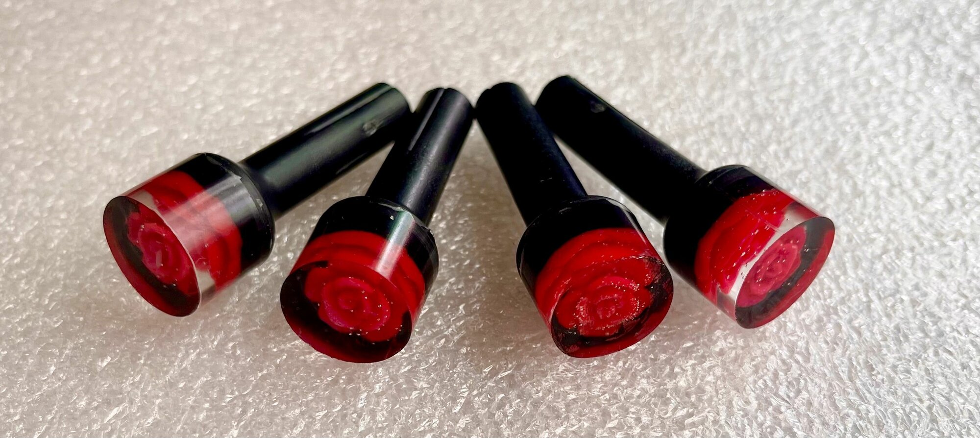 Кнопка фиксатор двери розочка ВАЗ/ГАЗ/УАЗ(Красный)