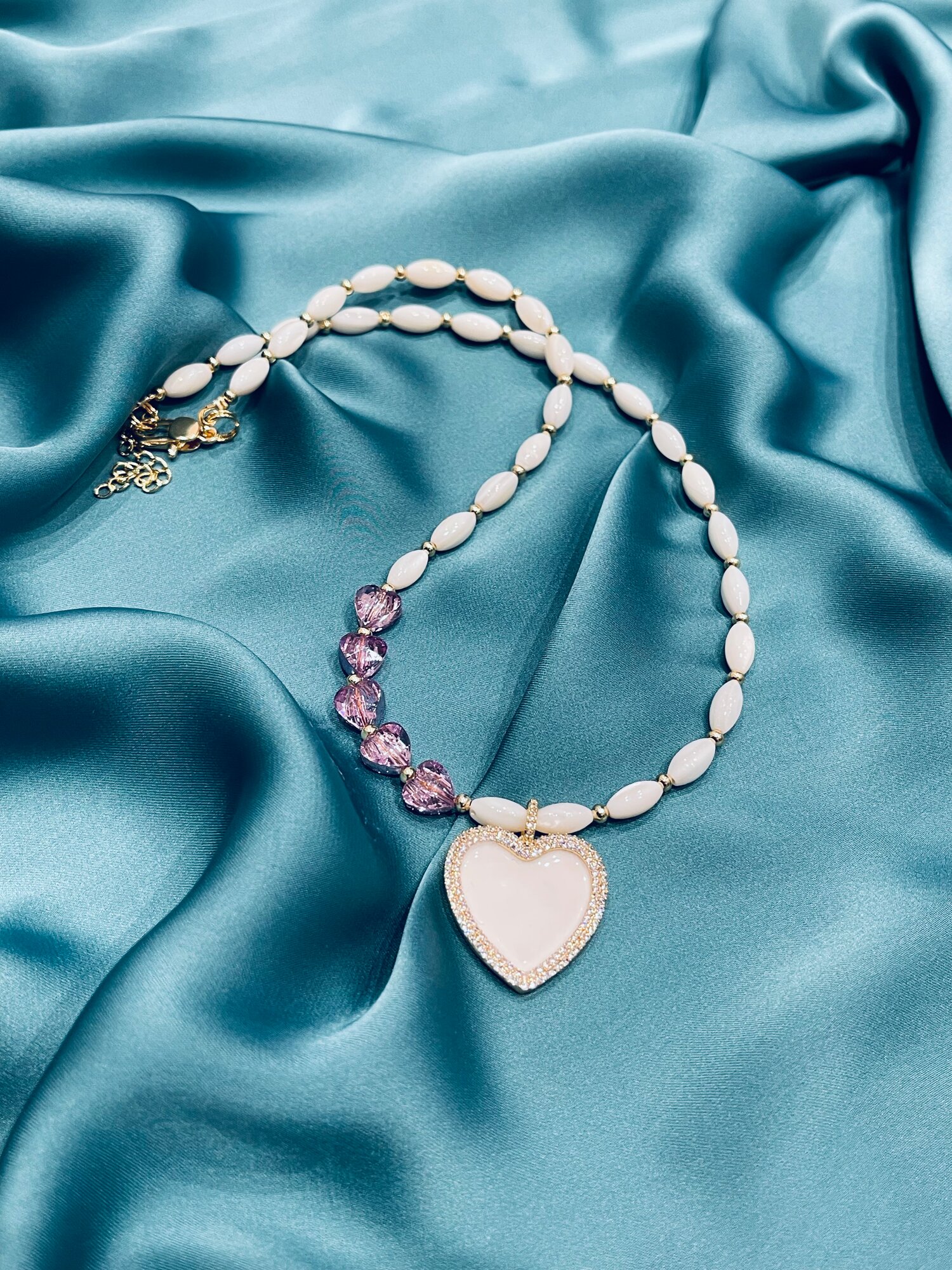 Колье, перламутр