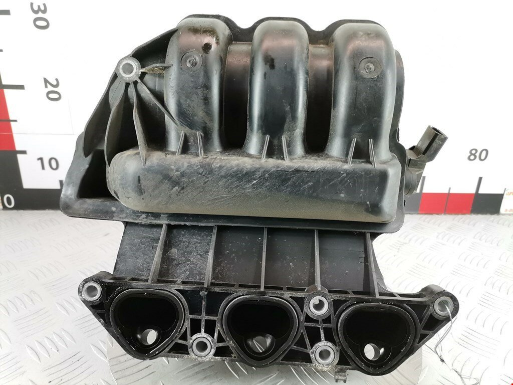 Коллектор впускной Skoda Fabia 2 (5J) 03E129711F арт. 1235394