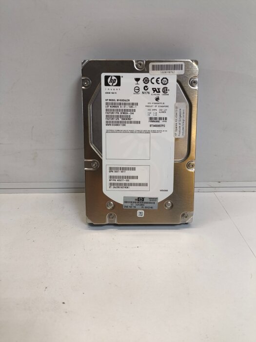 Жесткий диск 3.5" HP BF450DAJZR 450Gb Fibre Channel Seagate Cheetah 15K.7 FC ST3450857FC