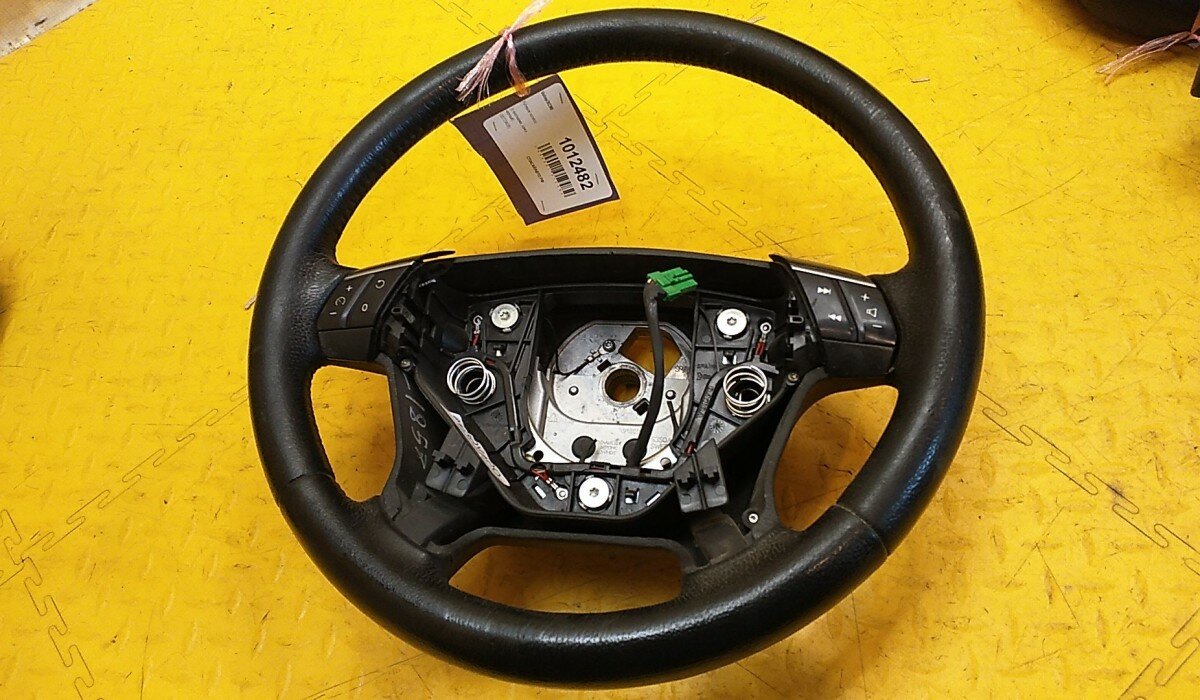 Рулевое колесо XC90 Volvo 30723428