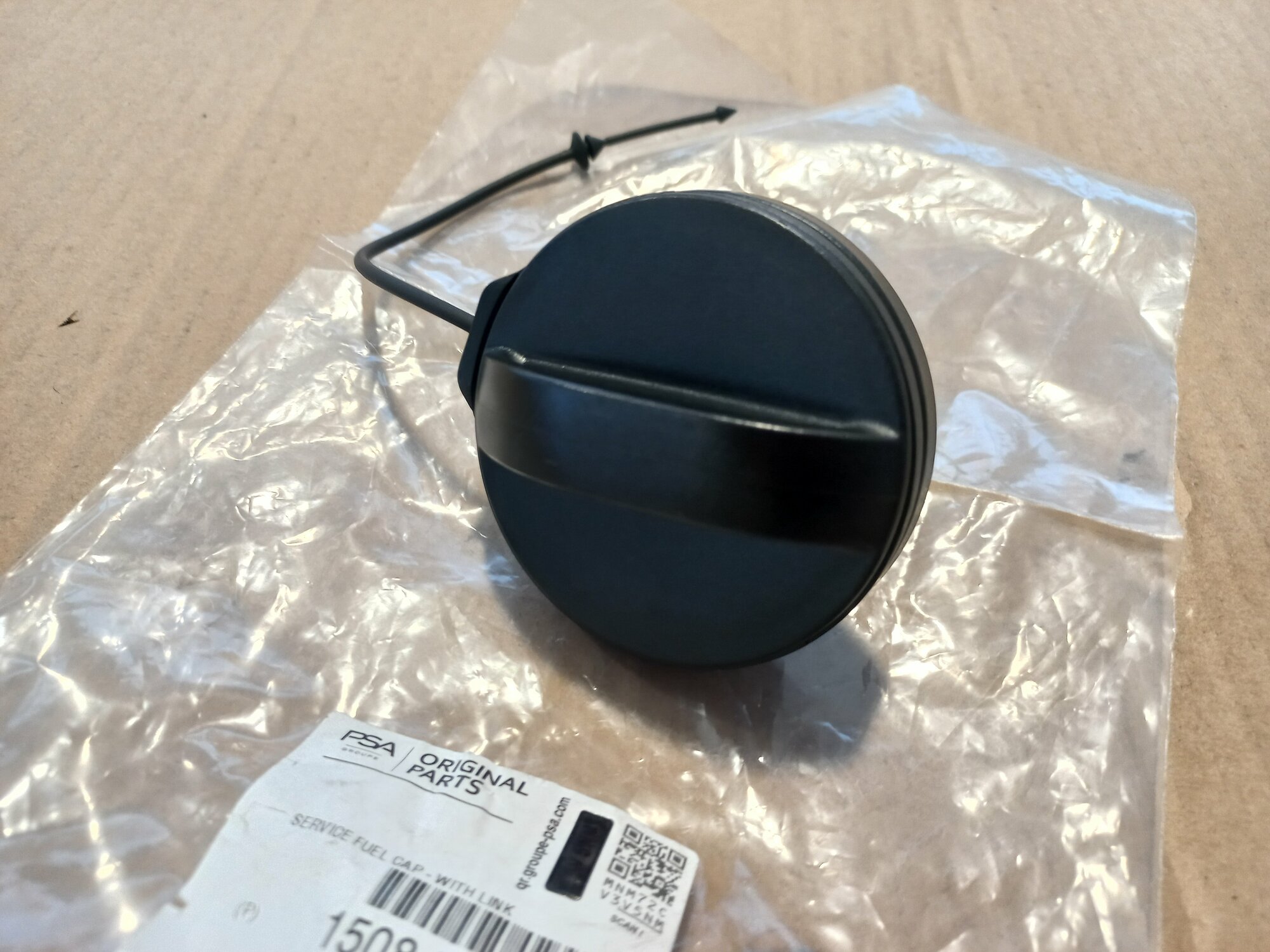 Пробка топливного бака Пежо Трэвеллер Peugeot Traveller оригинал 1508N7