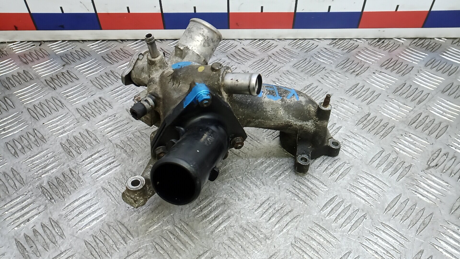 Корпус термостата бензиновый LEXUS GS 3