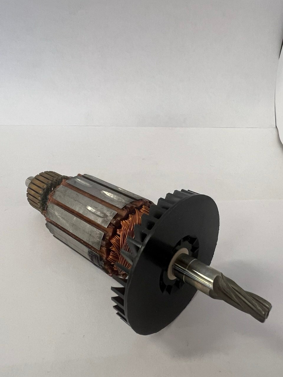 Ротор 230В для дрели BOSCH GBM 10-2 RE 2604010854