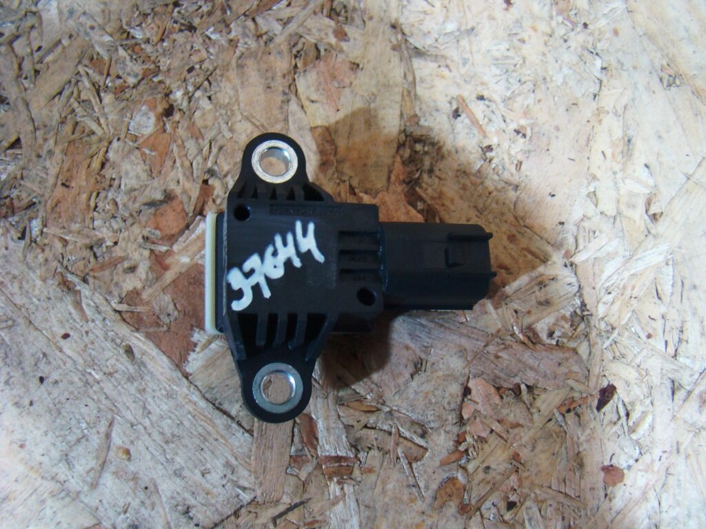 KIA Sorento 2 XM Датчик AIR BAG боковой 959202P050