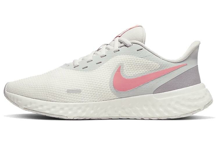 Кроссовки NIKE Revolution 5