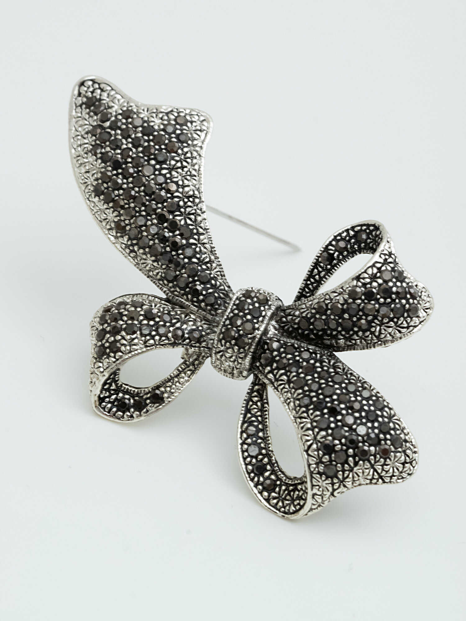 Брошь, кристалл