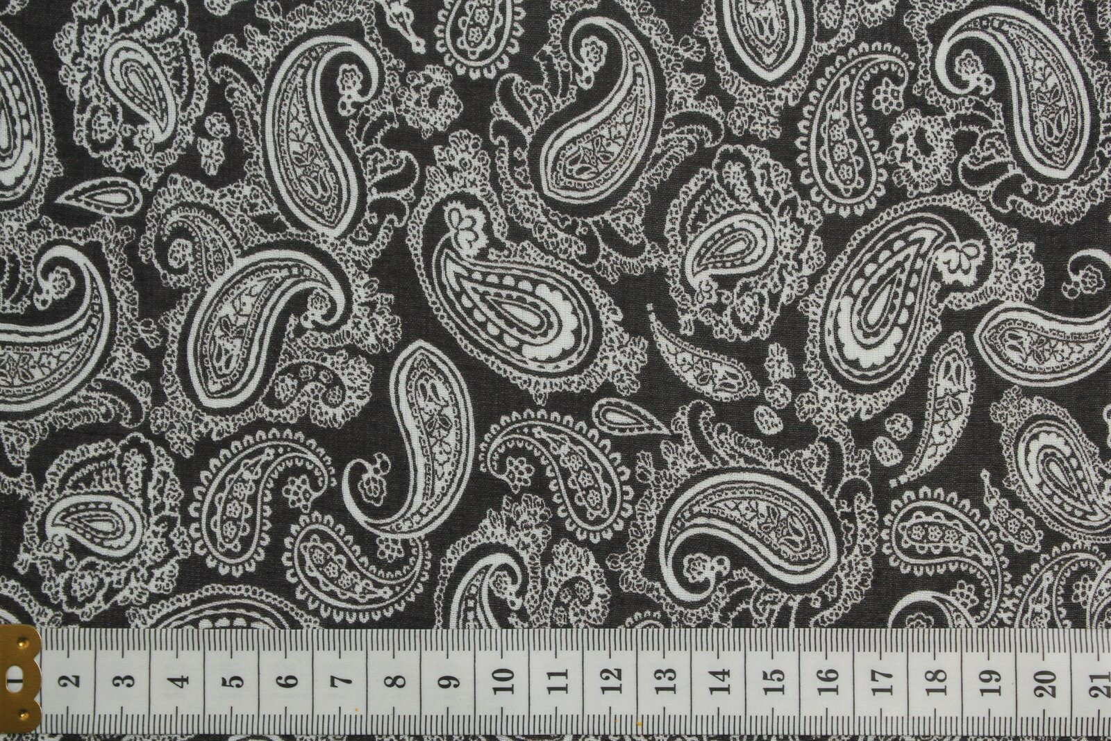 Ткань Вискоза вуаль пейсли черно-белая, 150 г/пм, ш134см, 0,5 м