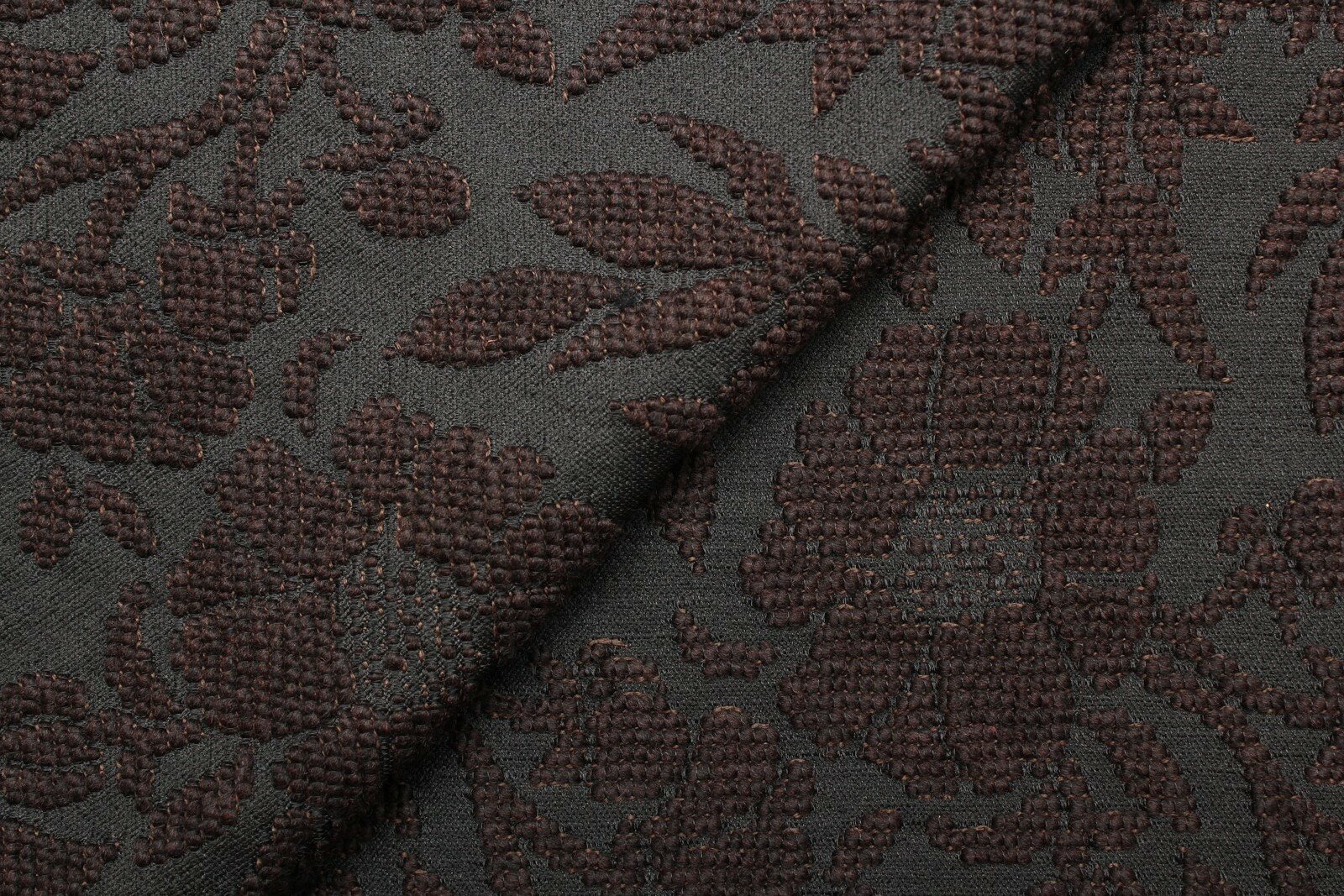 Ткань Жаккард для пальто Cadena тёмно-коричневые цветы на чёрном, ш142см, 0,5 м