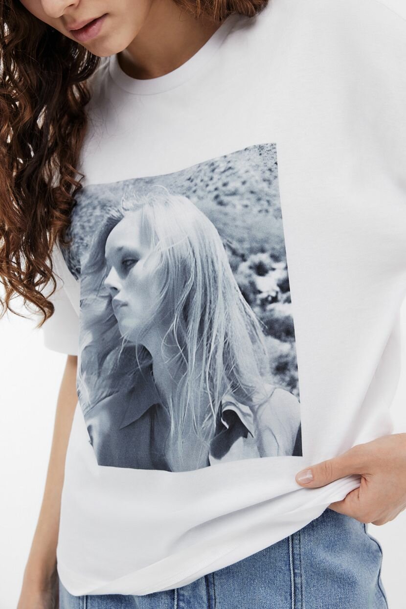 Футболка B2324002