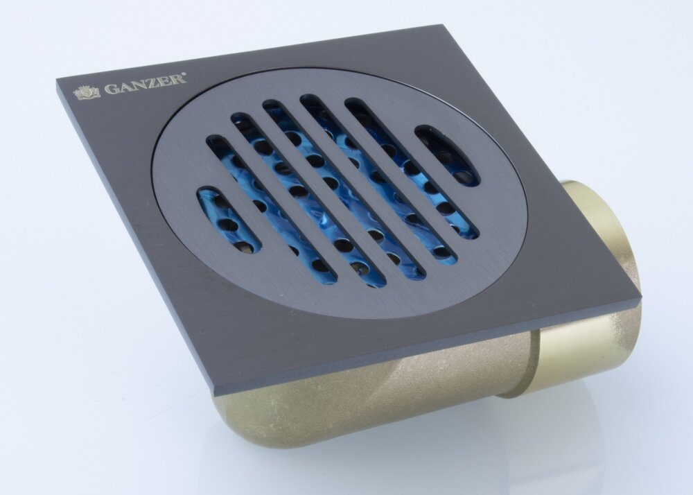 Угловой трап 10х10 из латуни с переливом и сухим затвором для ванны и душа Ganzer T002-Q