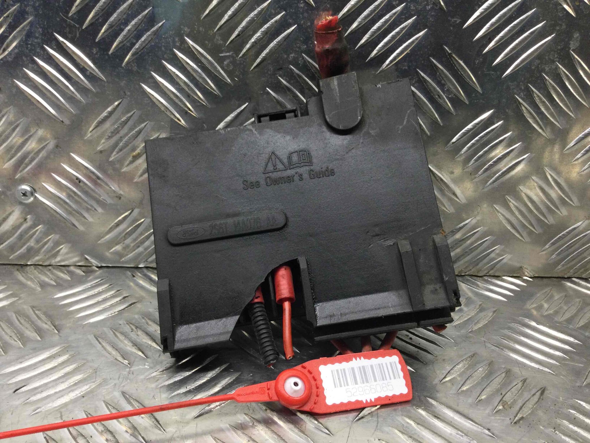 Б/У Блок предохранителей Ford Fiesta 5 поколение (2001-2007) 2003 г.