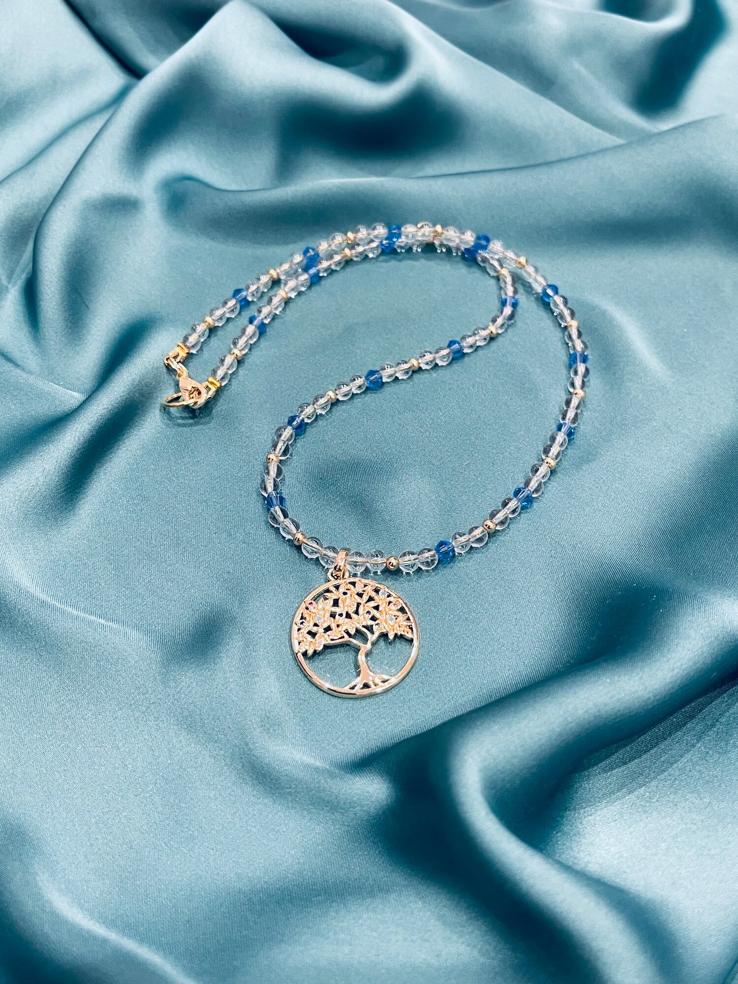 Колье, горный хрусталь