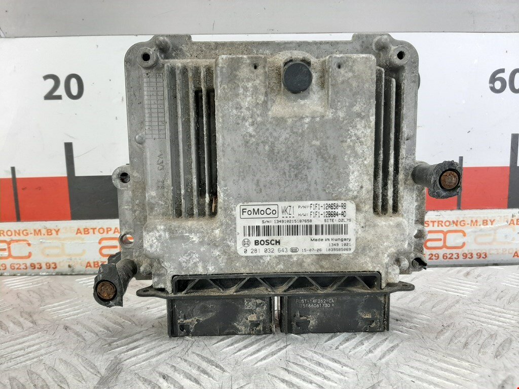 Блок управления двигателем Ford Focus 3 F1F112A650RB арт. 744617