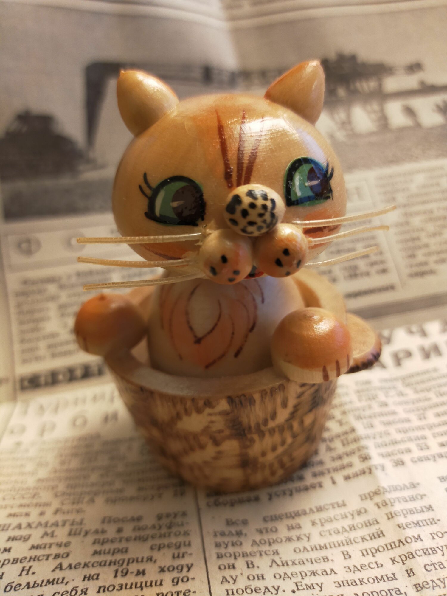 Кот в лукошке
