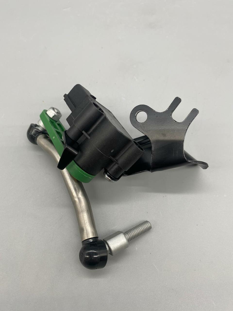 Датчик кузова Audi 8K0941285N