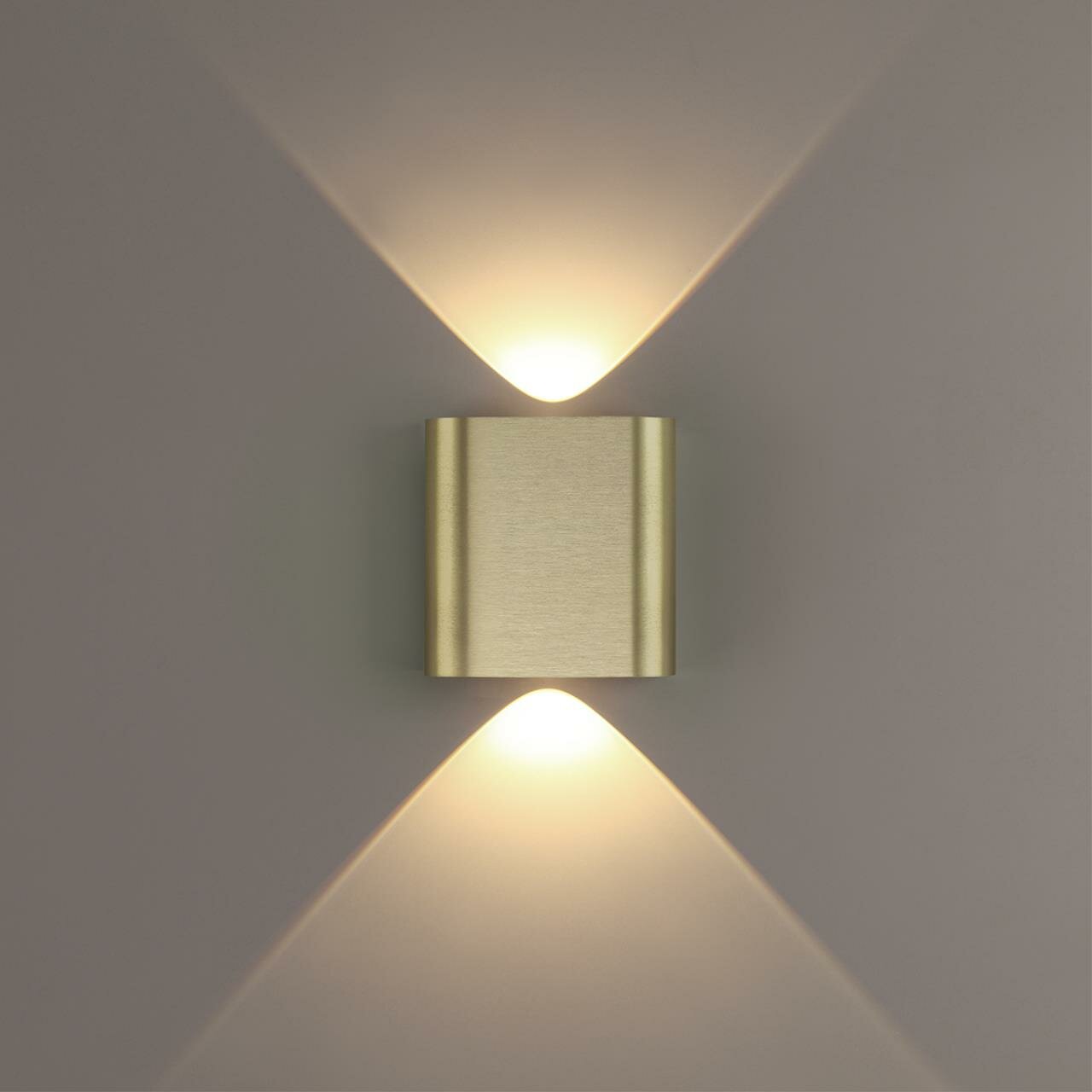 7107/2WL HIGHTECH ODL26 Настенный светильник бронза/металл IP20 LED 2W 3000K 220V MAGNUM