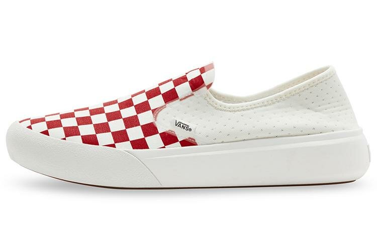 Кроссовки Comfycush Slip On