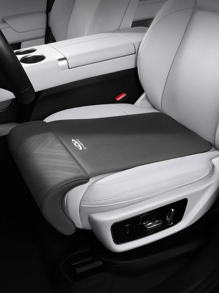 Накидка автомобильная на Передние сиденья, Сиденье водительское, Перфорированная экокожа, 1 шт.