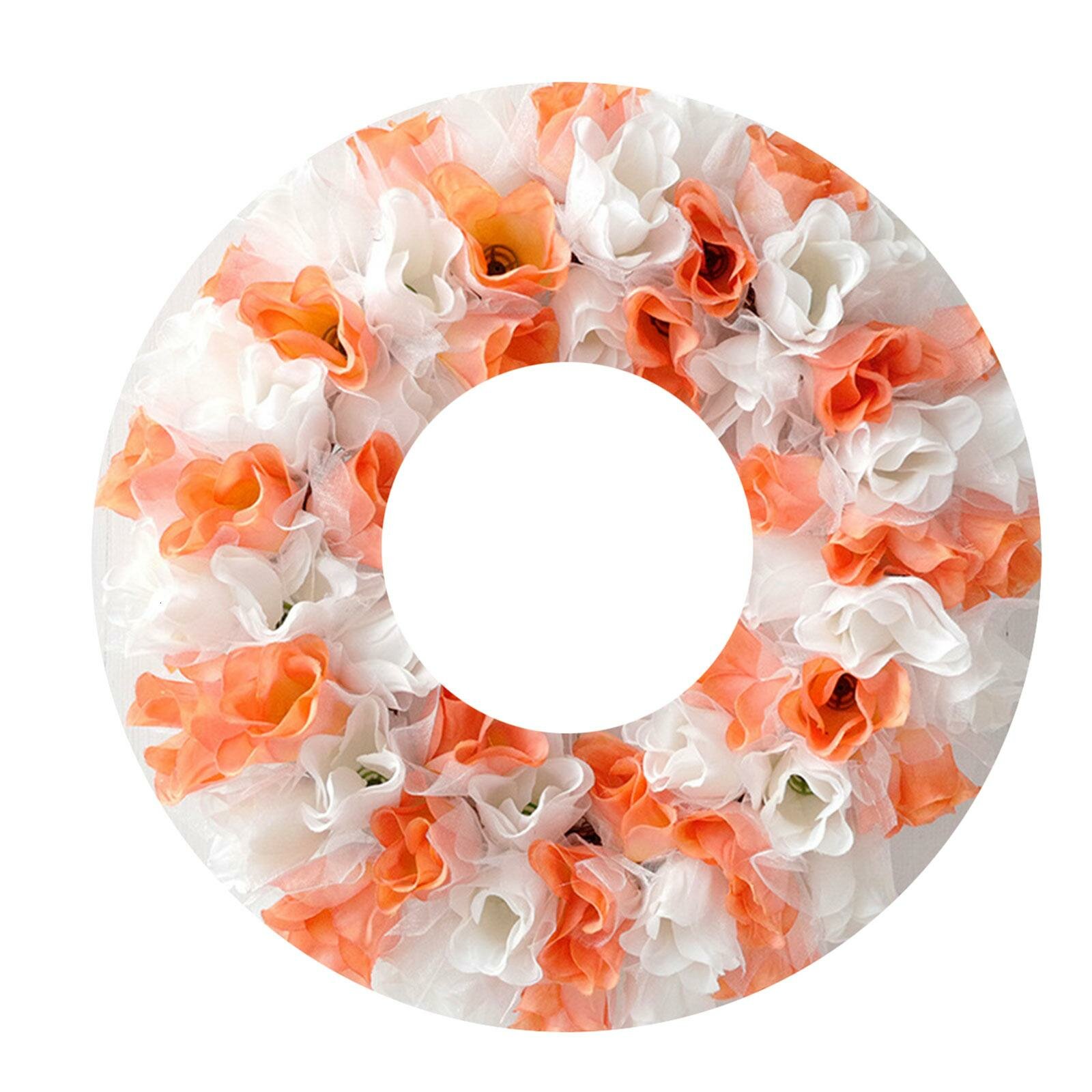 Искусственный венок из роз для двери