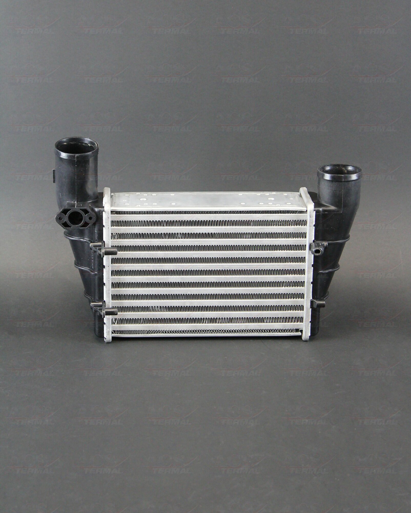 526896 Интеркулер для AUDI A6/S6/A4/S4 1.9 TDI 8/97-