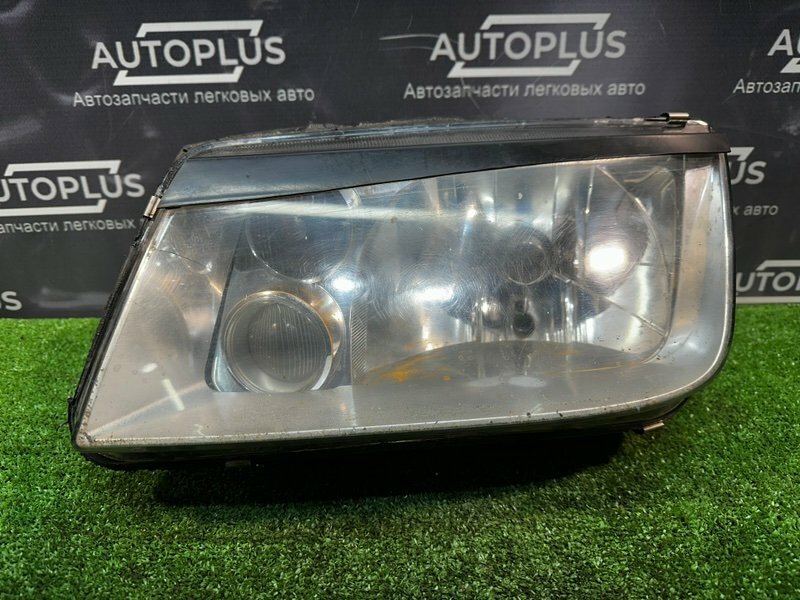 Фара Volkswagen Bora 1999 (1.6 AKL) Б/У с пробегом