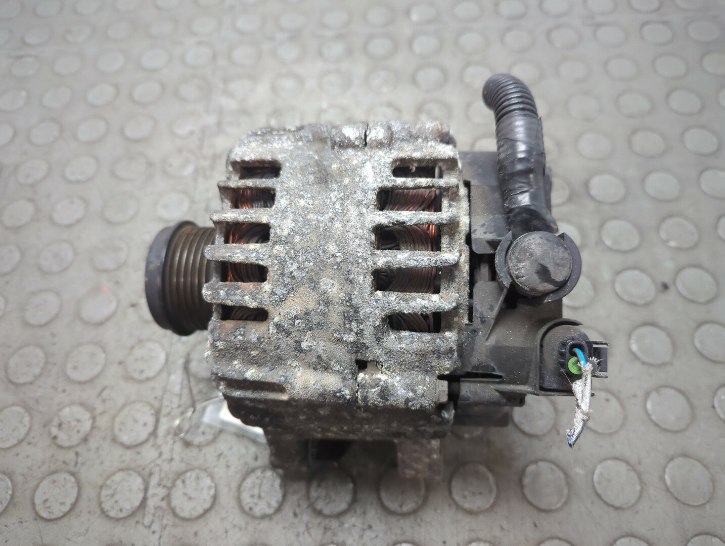 Генератор Ford Focus 3 Б/У