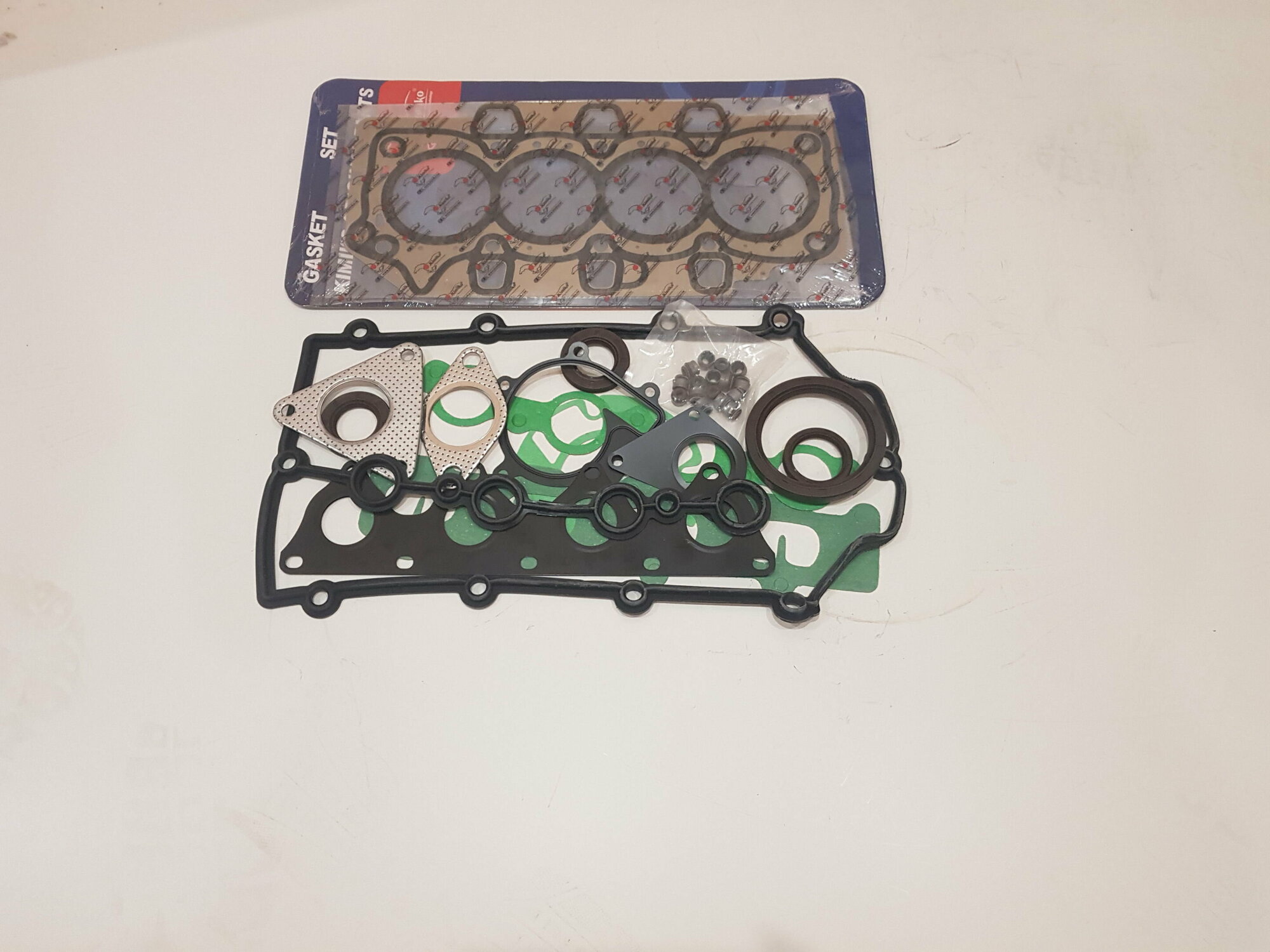 Комплект прокладок KIMIKO Chery Kimo [1.3 16V 5AMT хетчбэк] KPDS12S21473KM