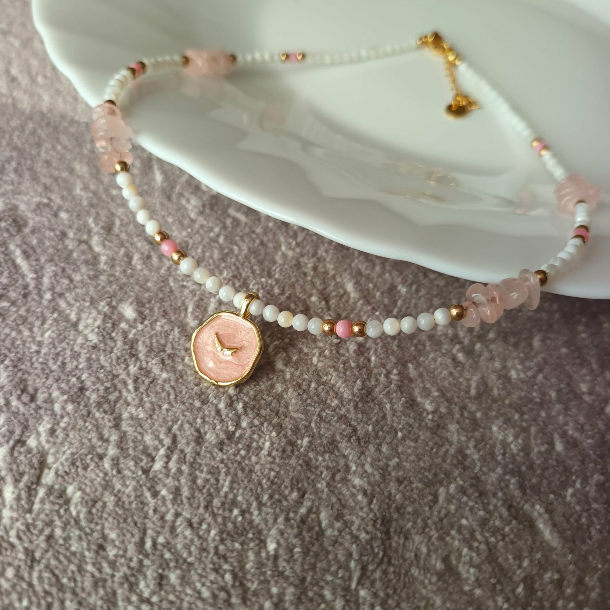 Колье, перламутр