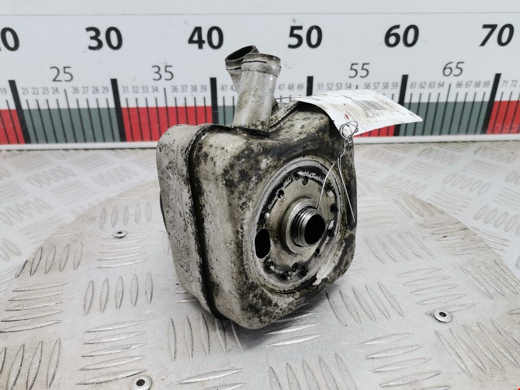 Теплообменник Volkswagen Golf 4 028117021L арт. 2021817