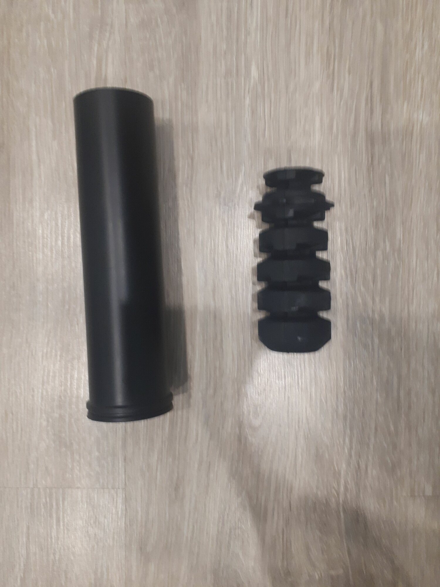 Буфер хода сжатия (отбойник) заднего амортизатора с пыльником в сборе для автомобилей Лада Ларгус. Рено Логан. Логан II, Ниссан Альмера производства г. Тольятти