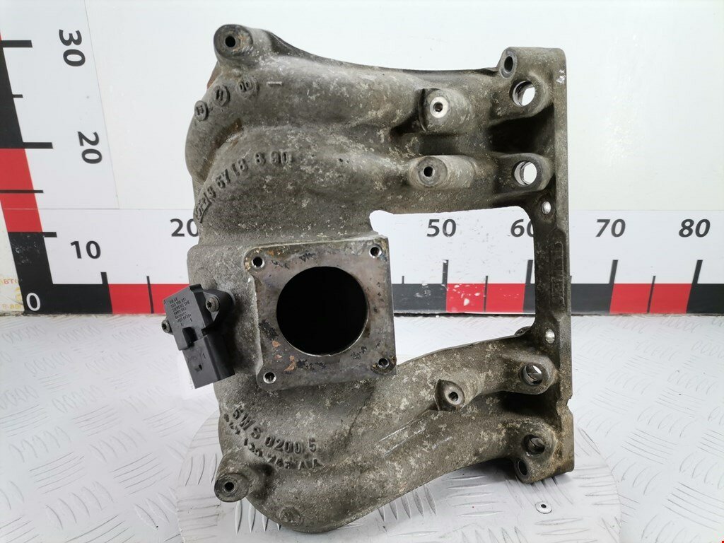 Коллектор впускной Skoda Fabia 1 047129743AA арт. 1583151