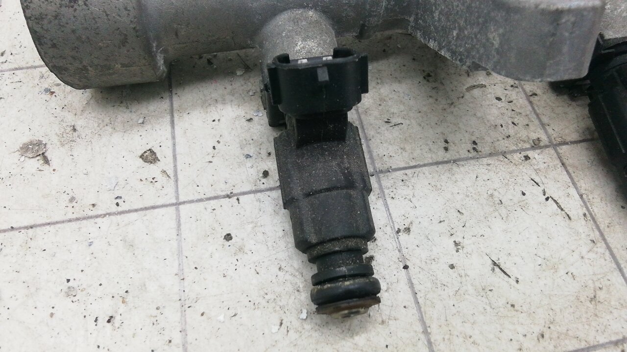 Форсунка бензиновая HYUNDAI GETZ TB, Номер 3531022600