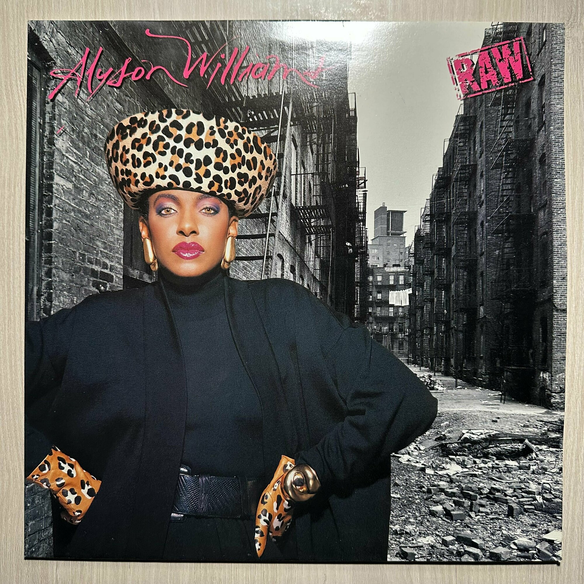 Виниловая пластинка Alyson Williams Raw (Голландия 1989г.)