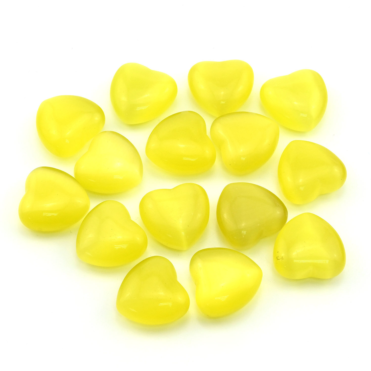 Сердце из камня кошачий глаз (улексит) цв. желтый 30*30*15мм .