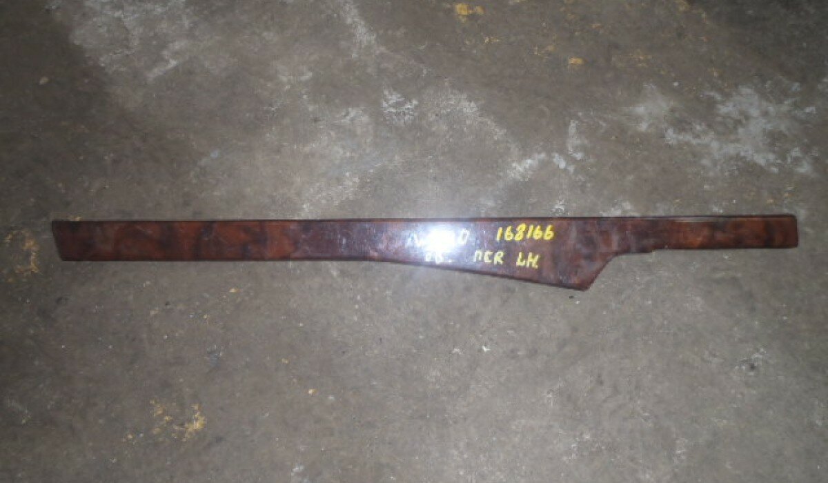 Накладка декоративная W140 Mercedes-Benz