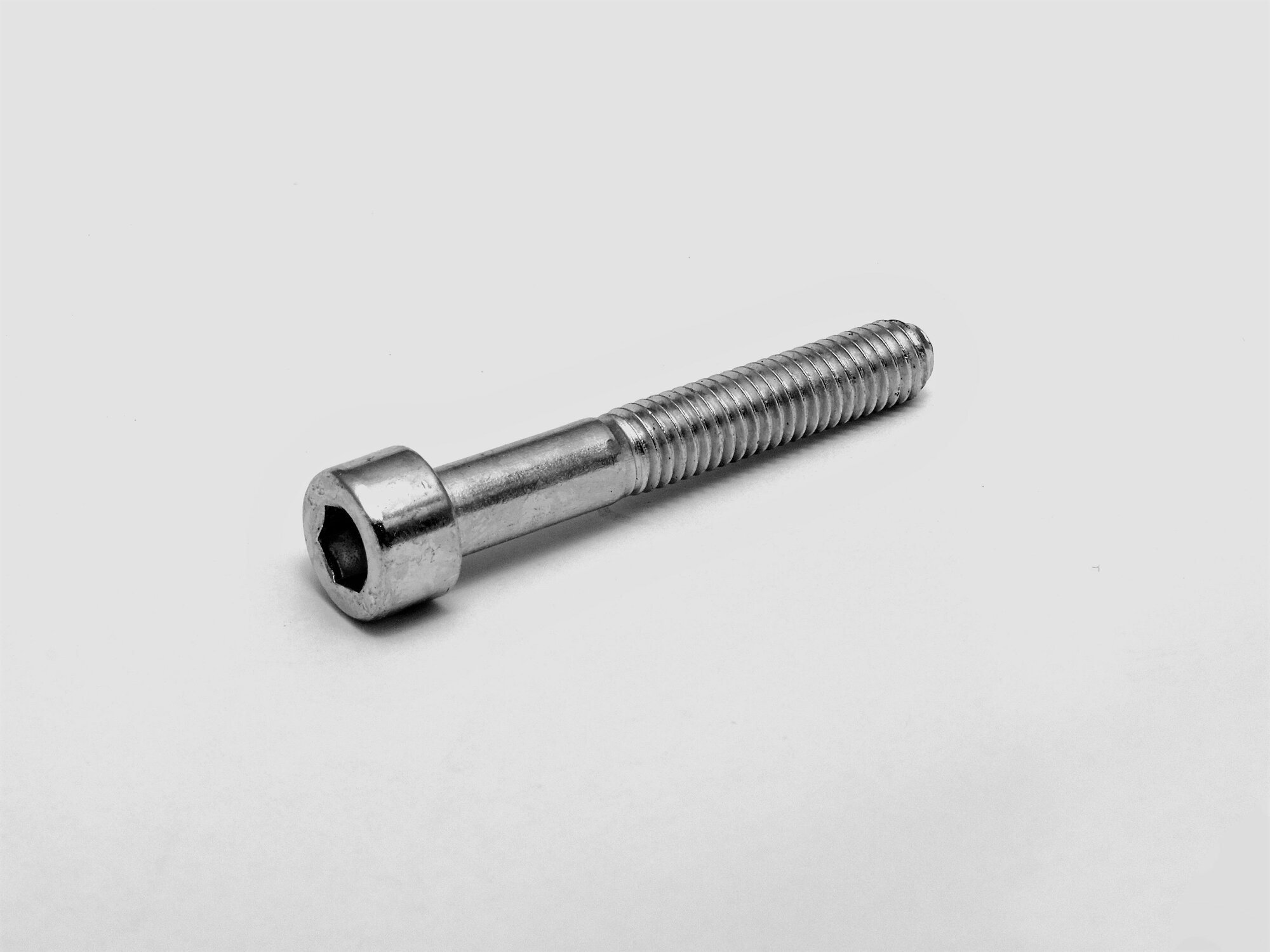 Винт цилиндр. с внутренним шест. М6 х40 DIN 912, K91 / 25 шт / соберизавод