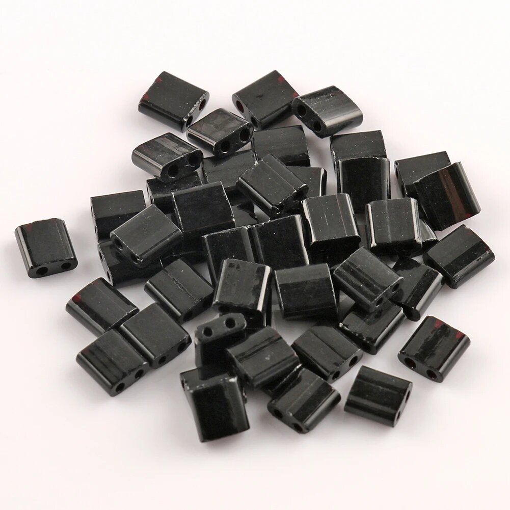 Бусины стеклянные черные 5x5x2 мм, 50 шт.