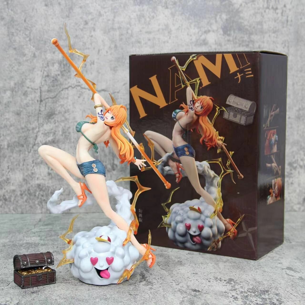 Аниме фигурка One Piece Bandai Banpresto shorts Nami