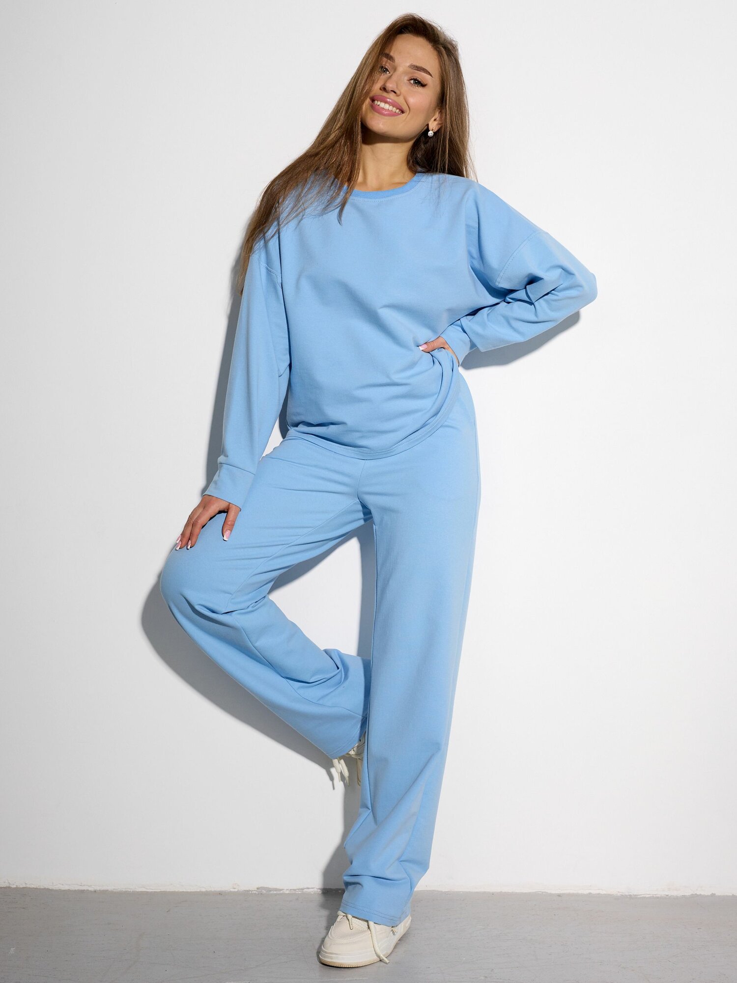 Костюм спортивный