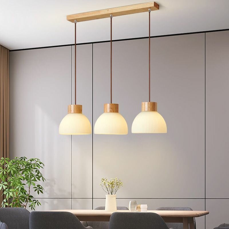 Простая маленькая люстра из бревна