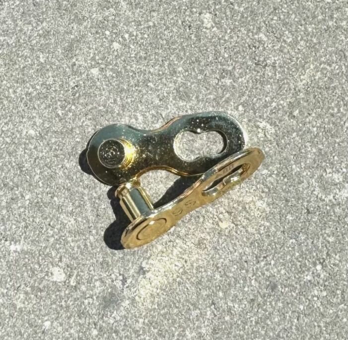 Замок для цепи велосипеда 9 скоростей, золотой.
