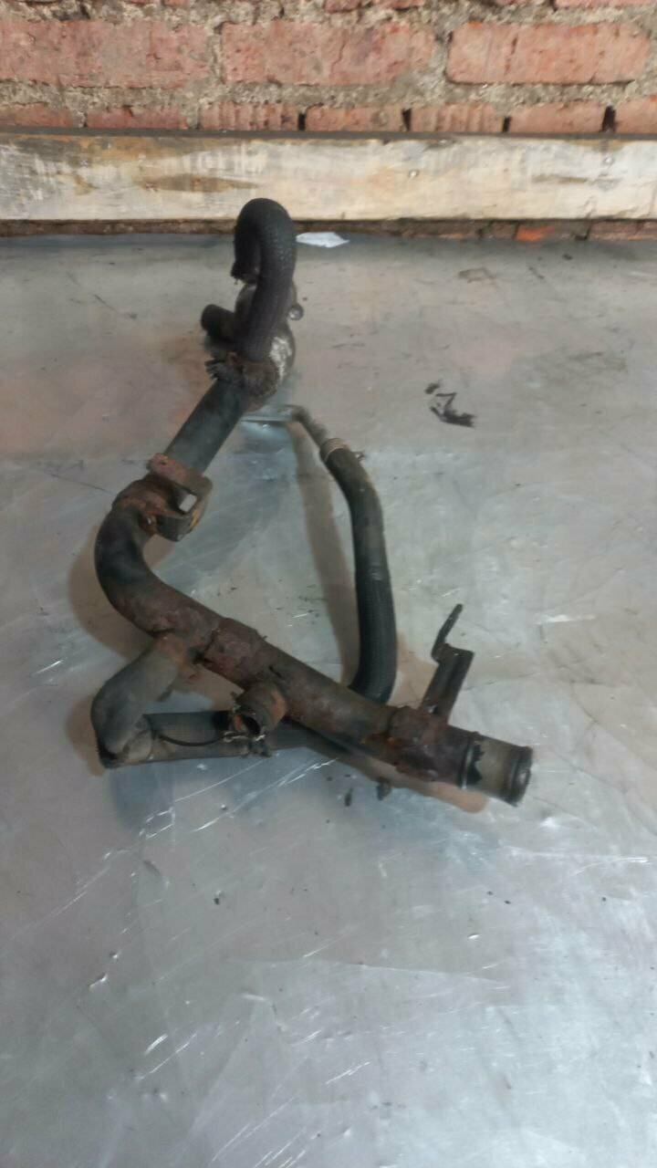 Патрубок охлаждения Chrysler Voyager 4 2003