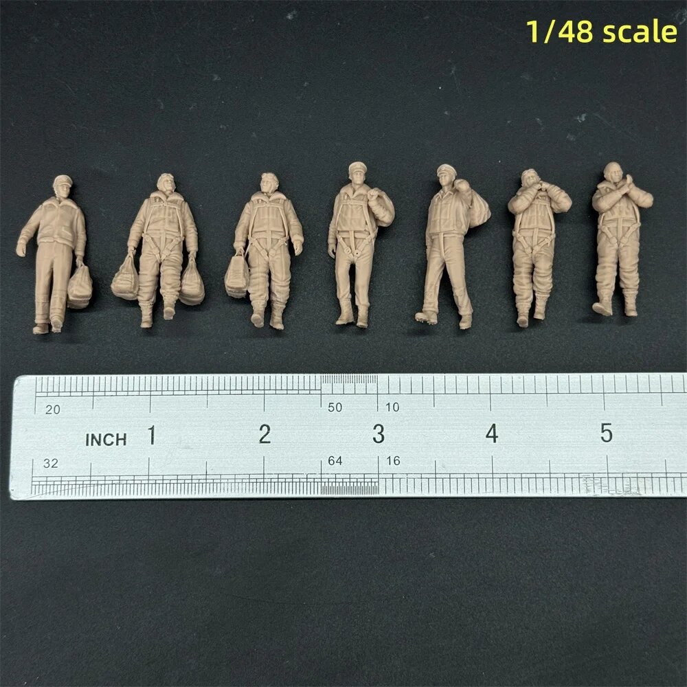 Миниатюры самолета B-17 экипаж 7 фигурок 1/48 / 1/72 1 in 48 scale