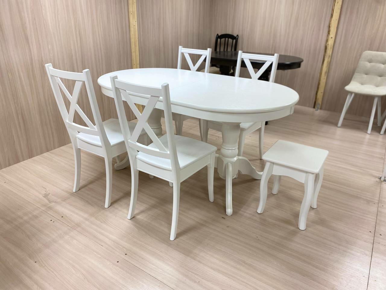 Комплект мебели стол и 4 стула "Презент" из массива березы и МДФ, белый